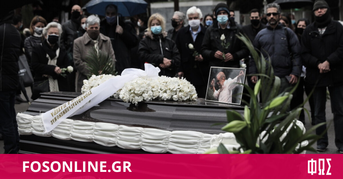Κηδεία Αντώνη Καλογιάννη: Έγινε με το τραγούδι, «Κράτησα τη ζωή μου ...