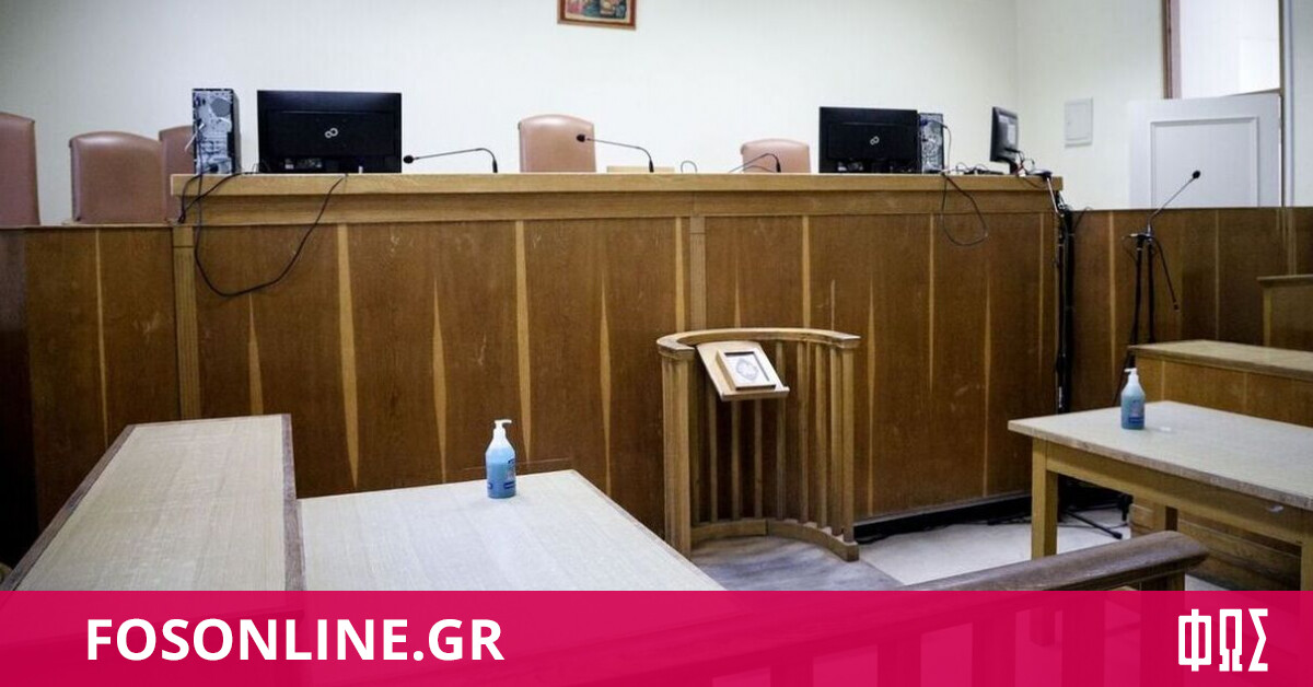 Δίκη Καμπανού: «Τέρατα, τι κοιτάτε;» - Ξέσπασαν οι γονείς του 19χρονου ...