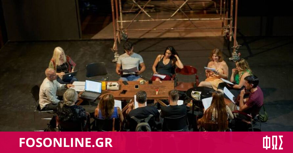 «Η ιστορία του σπασμένου καθρέφτη» στο Θέατρο Τέχνης - Fosonline