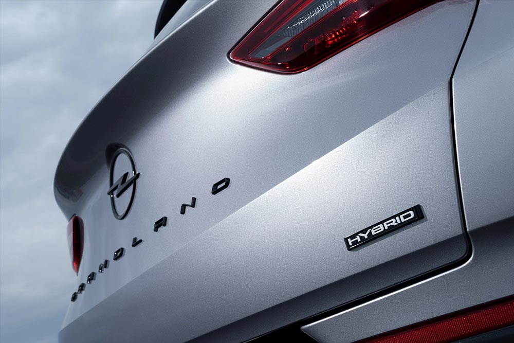 Η Opel κυκλοφόρησε τη νέα υβριδική έκδοση του Grandland - Fosonline