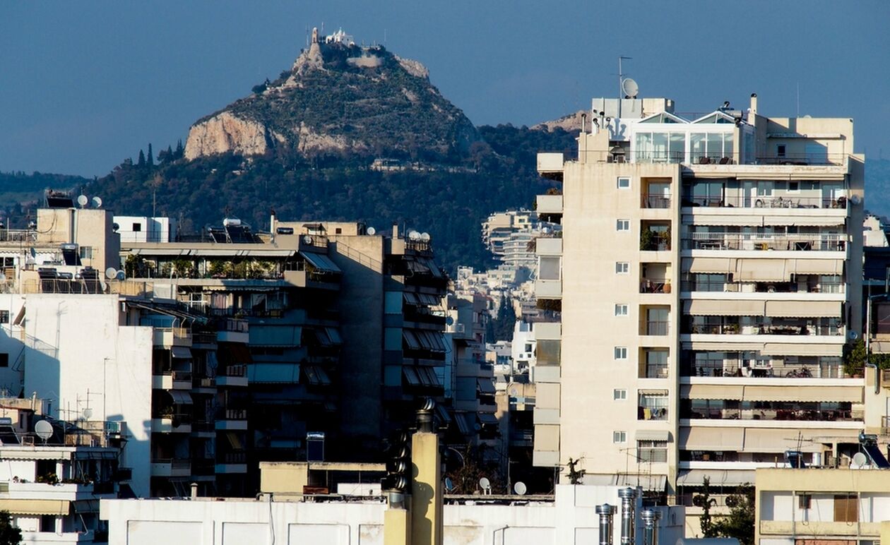Καίει η στέγαση: Δύο φορές ταχύτερα από τους μισθούς αυξάνονται οι ...
