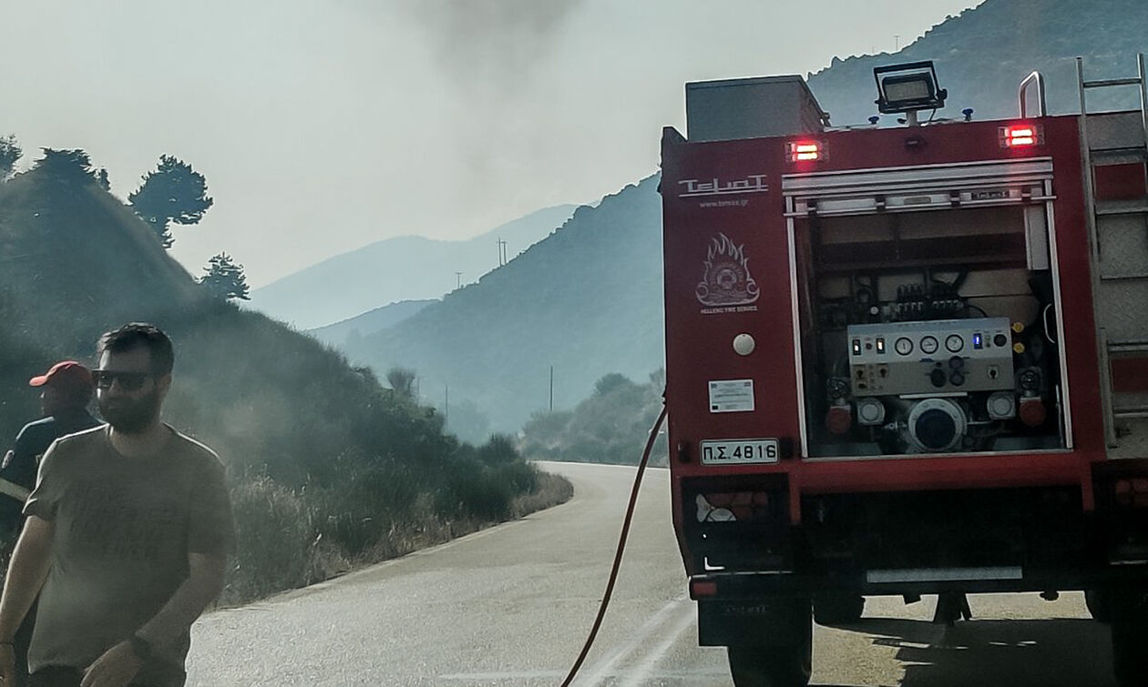 Φωτιά τώρα στην Ανάβυσσο - Μήνυμα από το 112 για εκκένωση οικισμών ...