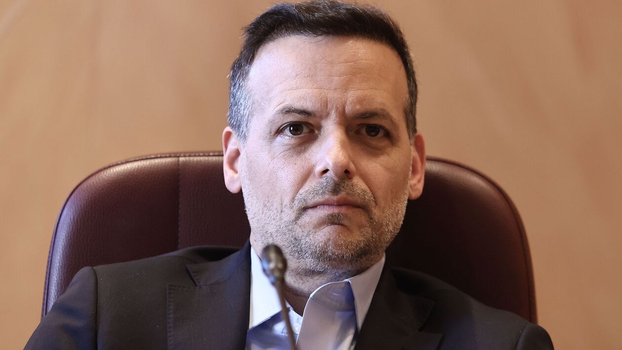 Αναψαν τα αίματα στο δήμο Αθηναίων: Κόντρα Δούκα – Μπακογιάννη σε ...